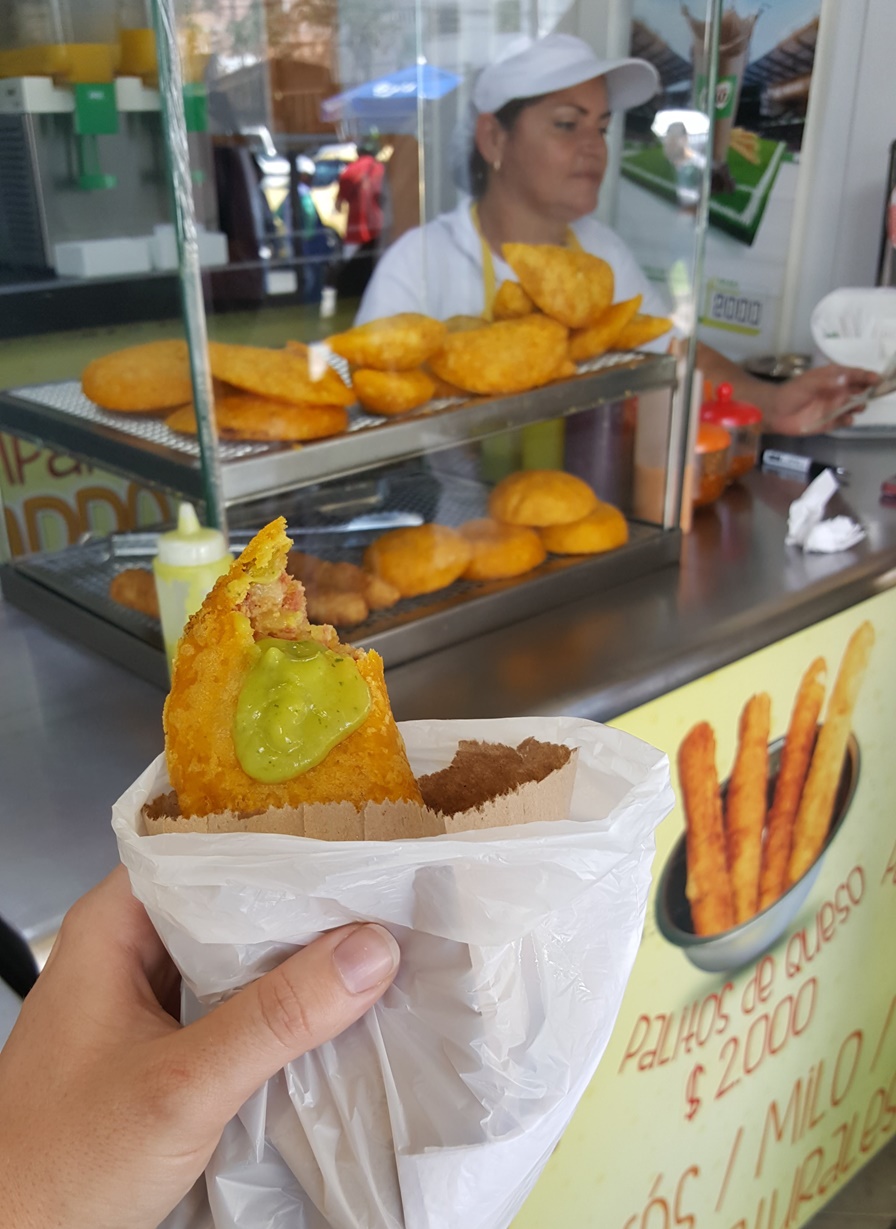 Colombian Food - MiraMundo Travel